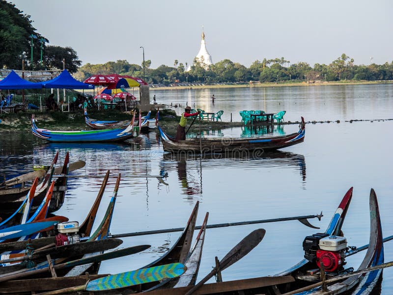 Daily life in Myanmar editorial photography. Image of buddha - 110893812