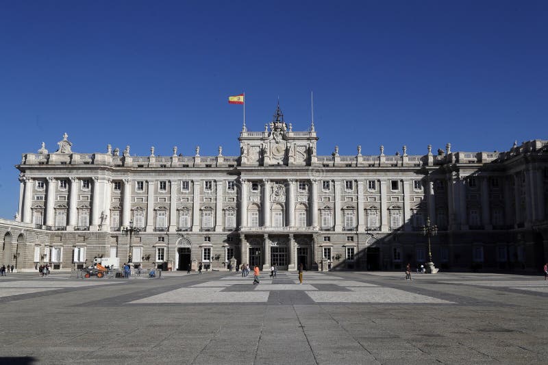 Daily life. Spain editorial image. Image of outdoors - 278728760