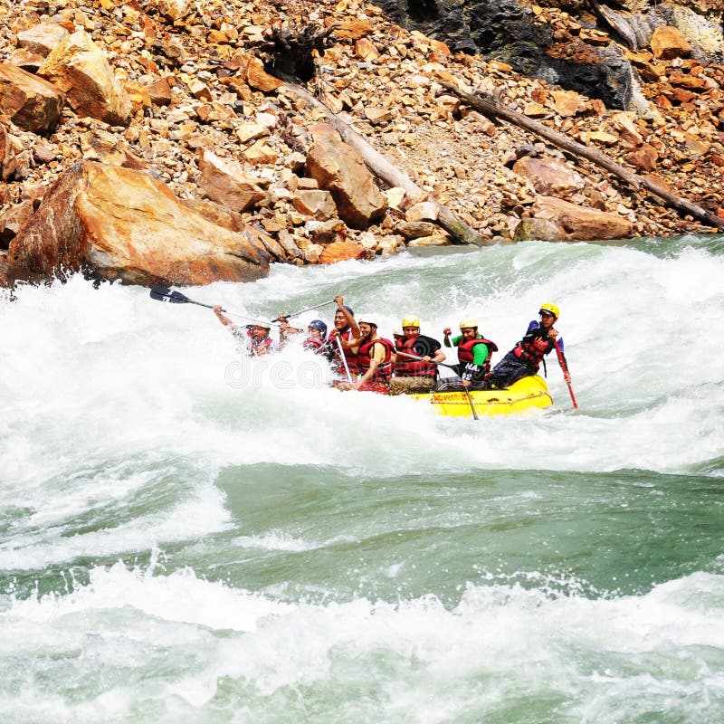 Life To Enjoy River Rafting Editorial Photography - Image of adventures ...