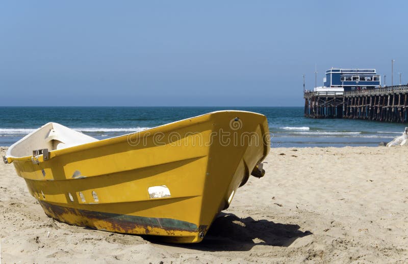 364 Yellow Lifeguard Boat Beach Stock Photos - Free & Royalty-Free ...