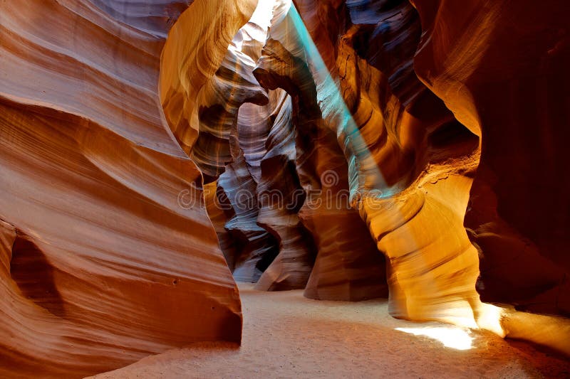 Antelope canyon stock image. Image of sculpture, daylight - 7703523