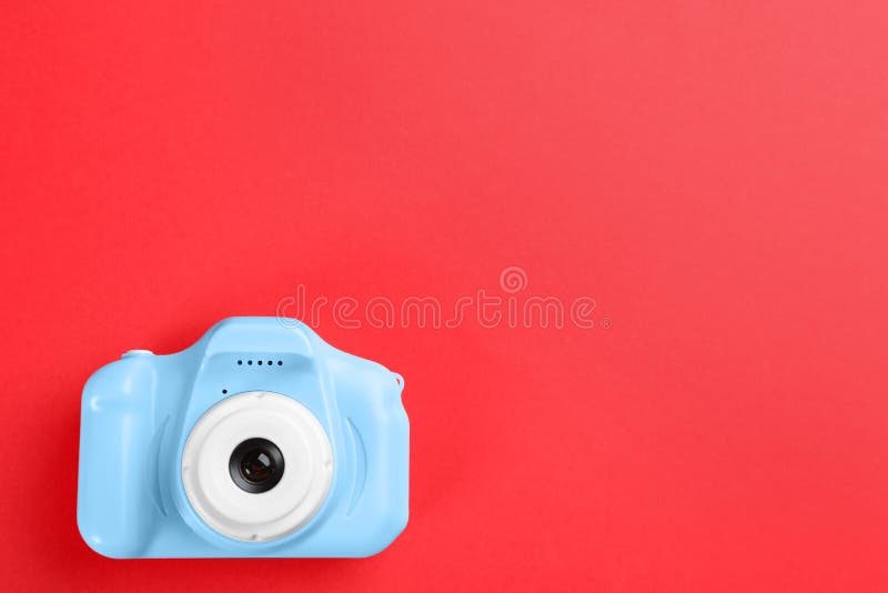 222 Plastic Red Toy Camera Stock Photos - Free & Royalty-Free Stock ...