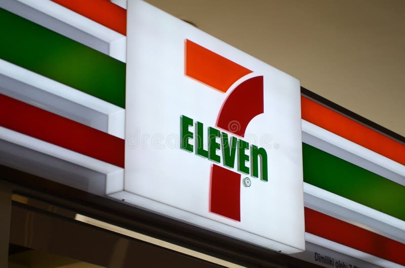 7 Eleven Logo Sign On A Wall. 7-Eleven Is An International Chain Of ...