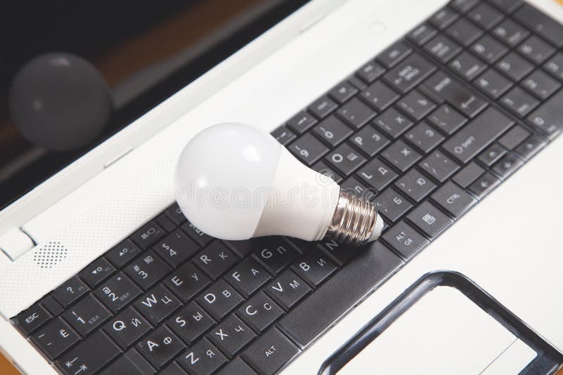 Light Bulb on the Computer Keyboard Stock Image - Image of lightbulb ...