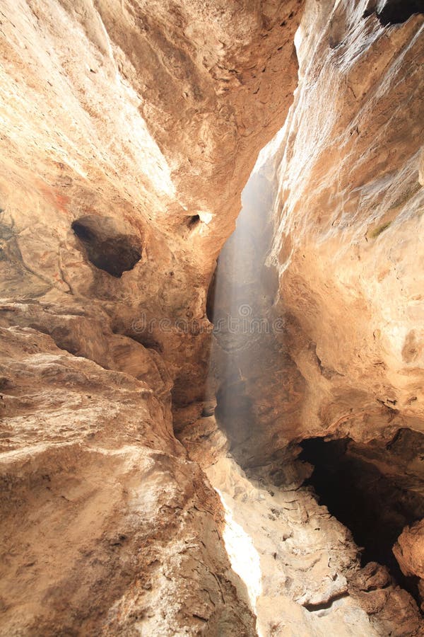 Majlis Al-Jin Cave stock photo. Image of oman, aljin - 12251078