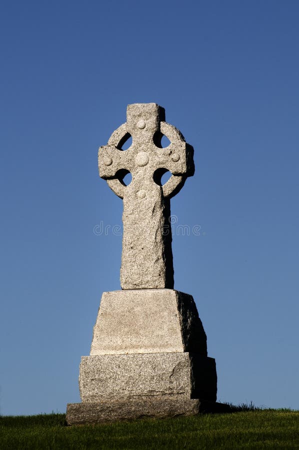 Stone Celtic Cross Stock Photos - Download 2,208 Royalty Free Photos