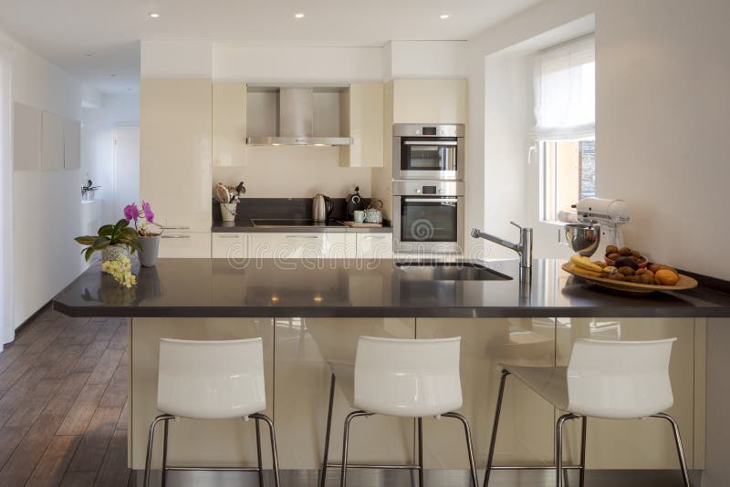 763 Kitchen Window Scene Stock Photos - Free & Royalty-Free Stock ...