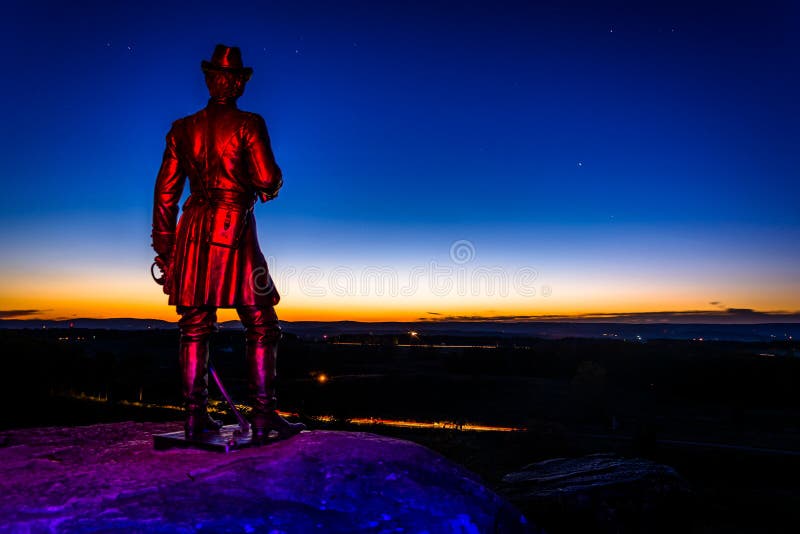 Statue at Night stock image. Image of peaceful, avenue - 19387129
