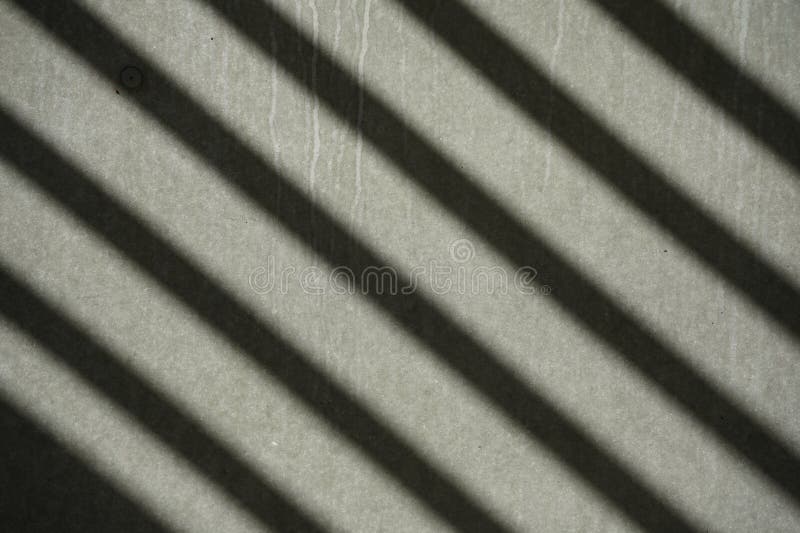 Light and Shadow Wallpaper Diagonal Strips. Geometric Diagonal Pattern ...