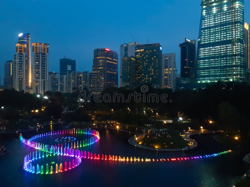 Light show at KLCC lake editorial stock image. Image of beautiful ...