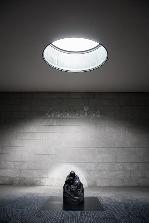 Light on the statue editorial stock image. Image of abstract - 197812559