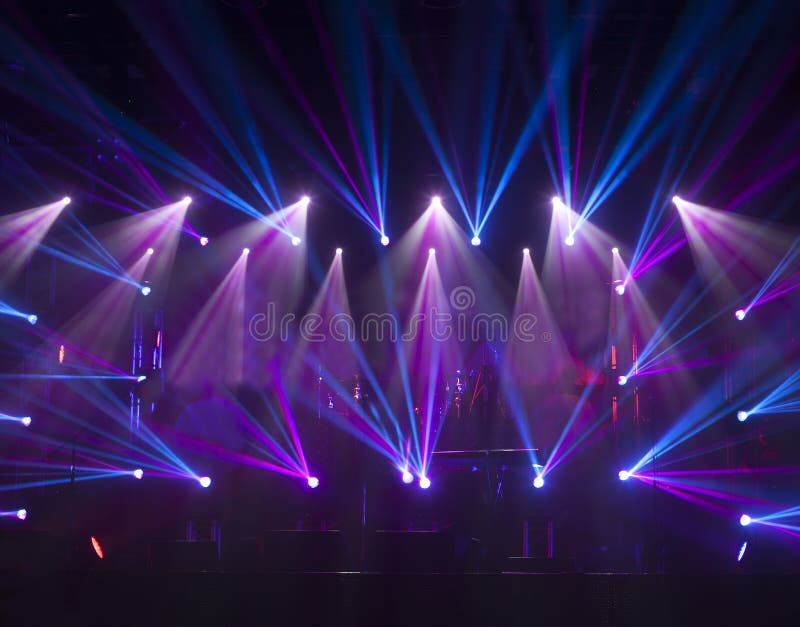 Light Striking a Rock Concert Editorial Photo - Image of band, modern ...
