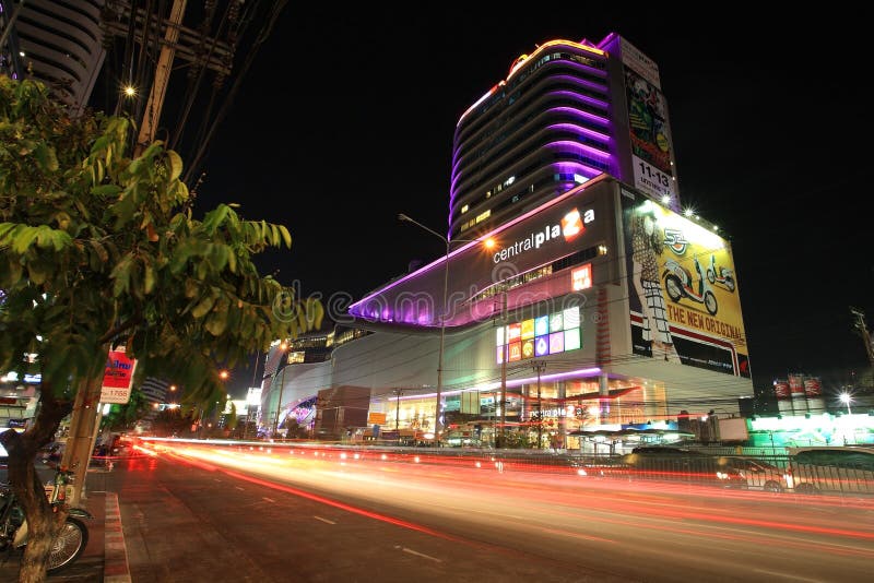 Light Trails on Street and Central Rama 9 Shopping Mall Editorial ...