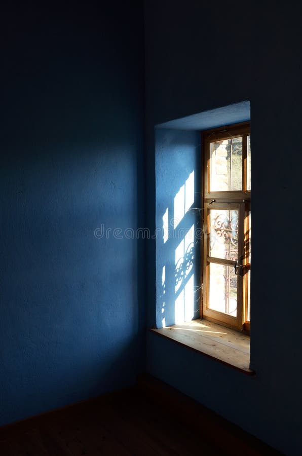 Light through window stock photo. Image of diffuse, daylight - 72643784
