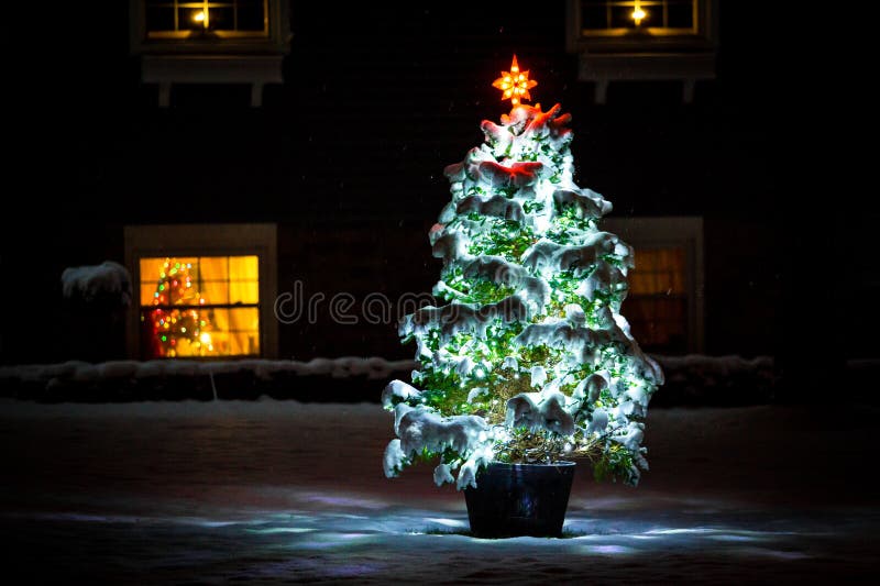 Lighted Christmas Tree at Night Stock Image - Image of decoration ...