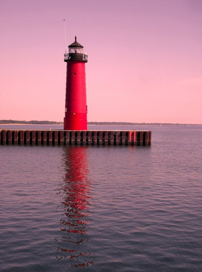 Milwaukee Lighthouse. stock photo. Image of scene, coastline - 24947594