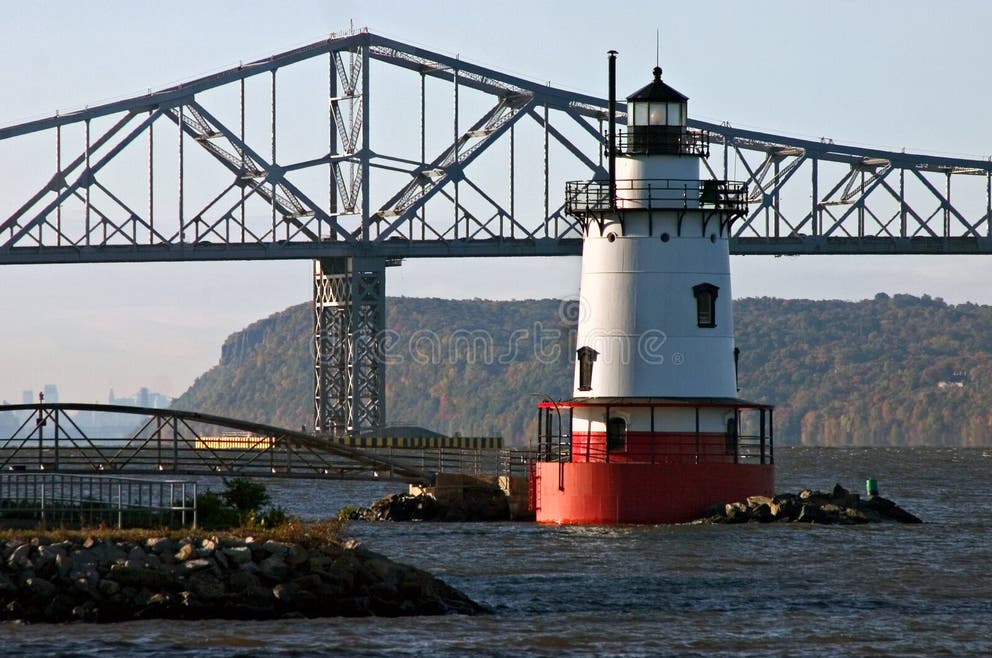 Lighthouse and Bridge stock image. Image of river, beacon - 42503