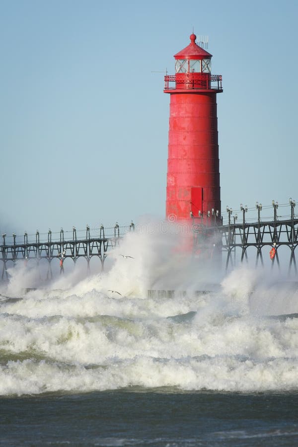 Lighthouse Crashing Waves stock image. Image of maritime - 16915741