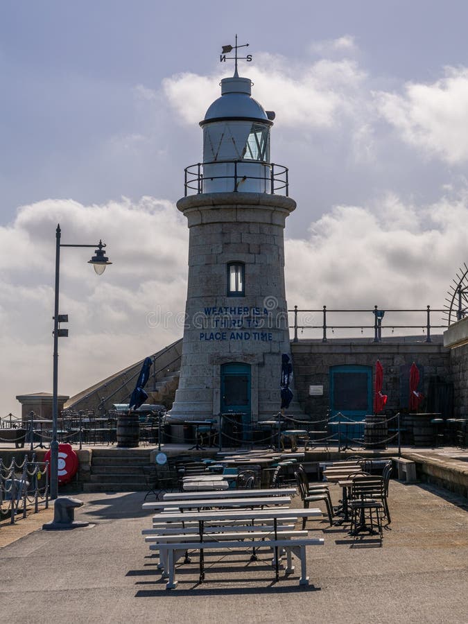 Lighthouse on Folkestone Harbour Arm Editorial Photo - Image of seat ...