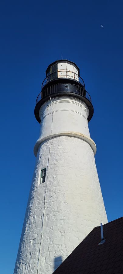 Lighthouse-standing tall stock image. Image of landmark - 9087105