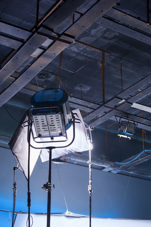 Studio, Gaffer, Adjustment, Scene, Lighting Stock Image - Image of ...