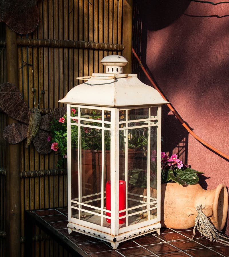 Lighting, Outdoor Structure, Lantern Picture. Image: 118324989