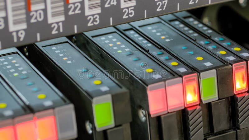 Status Indicator Light and Selective Switch of Auto-Manual on ... Status Indicator Light and Selective Switch of Auto-Manual on ...