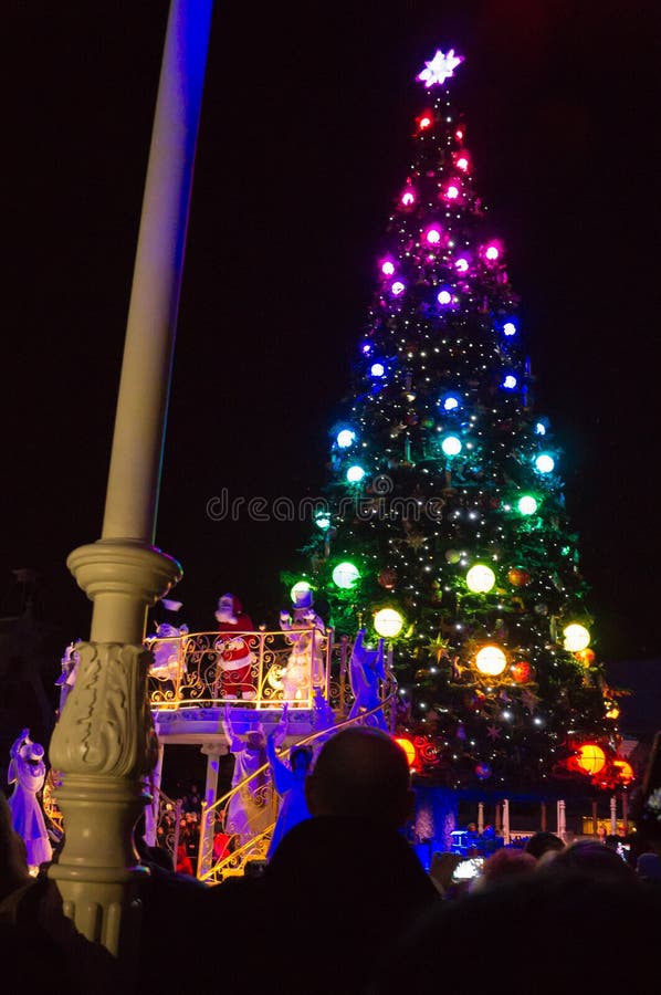 Lighting the tree editorial image. Image of winter, lighting - 63512720