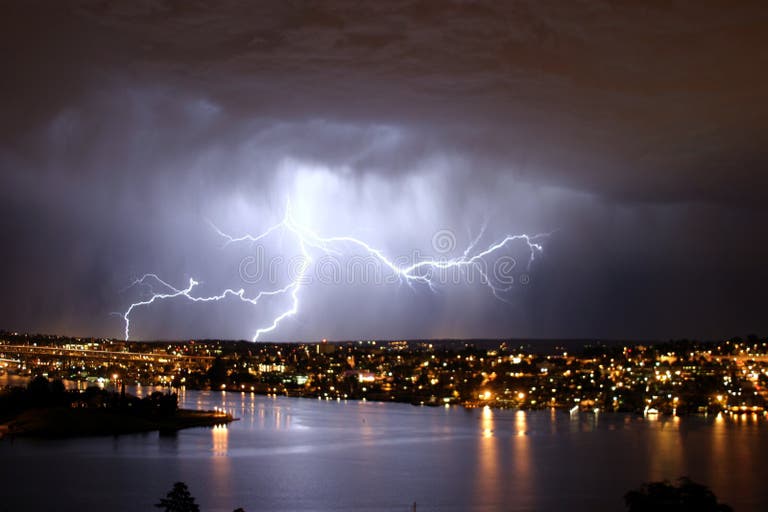 Lightning over seattle stock image. Image of storm, lightning - 521271
