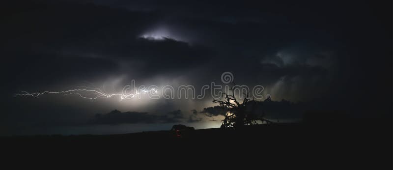 Lightning Strike with Big Old Dead Oak Tree Stock Photo - Image of ...