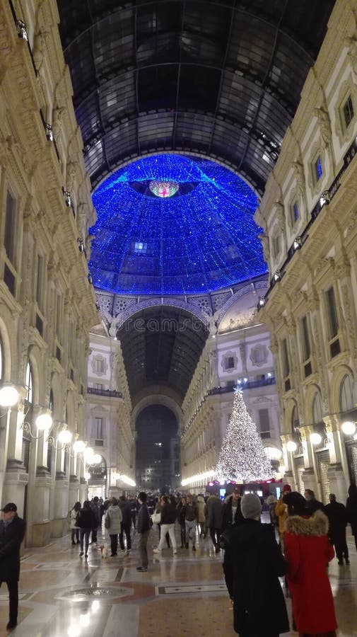 Milan central palace editorial stock image. Image of night - 106604189