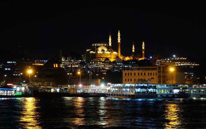 Lights of Istanbul at Night Editorial Photo - Image of wintee, lights ...