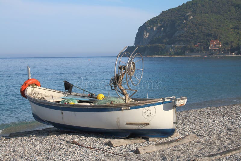 Ligure di Gozzo immagine stock. Immagine di rematura - 54041747