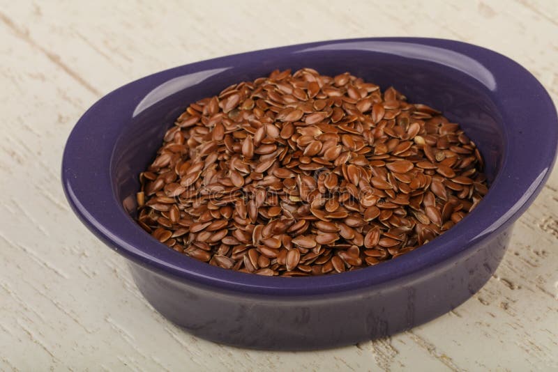 Lijnzaad stock foto. Image of vegetariër, houten, lepel - 112887366