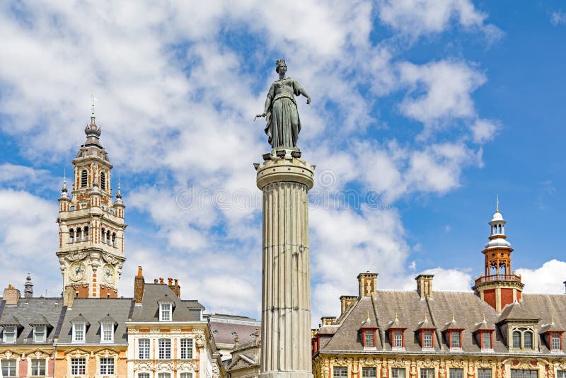 Lille stad i Frankrike fotografering för bildbyråer. Bild av historiskt ...