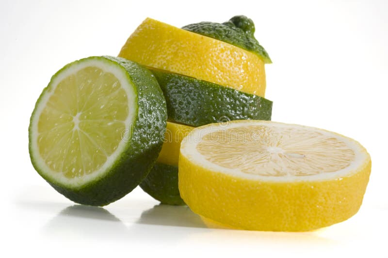 Limón y cal imagen de archivo. Imagen de fresco, jugoso - 18465467