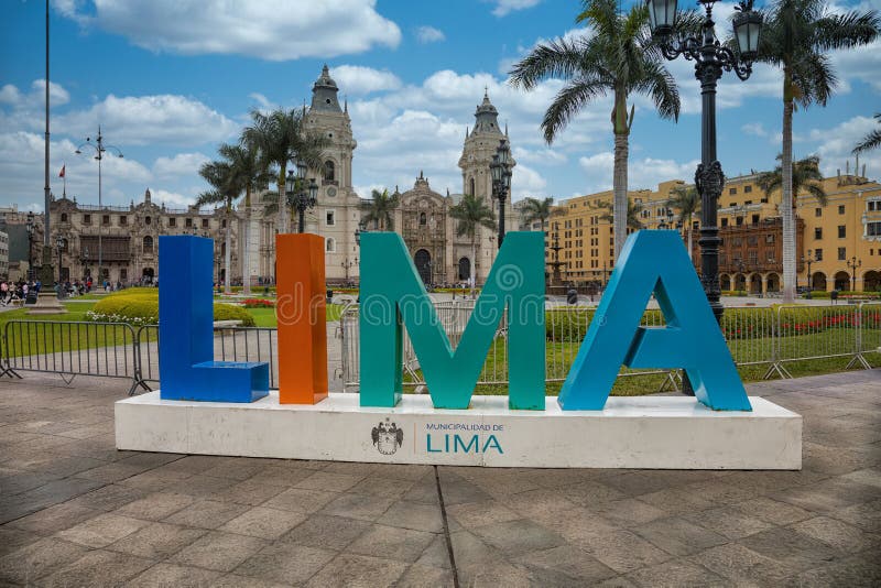 Lima Lettering at Plaza De Armas, Main Square in Lima Editorial Stock ...