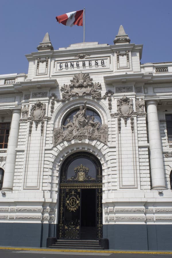 Lima Peru : Fachada Exterior Del Edificio Del Congreso Nacional De ...