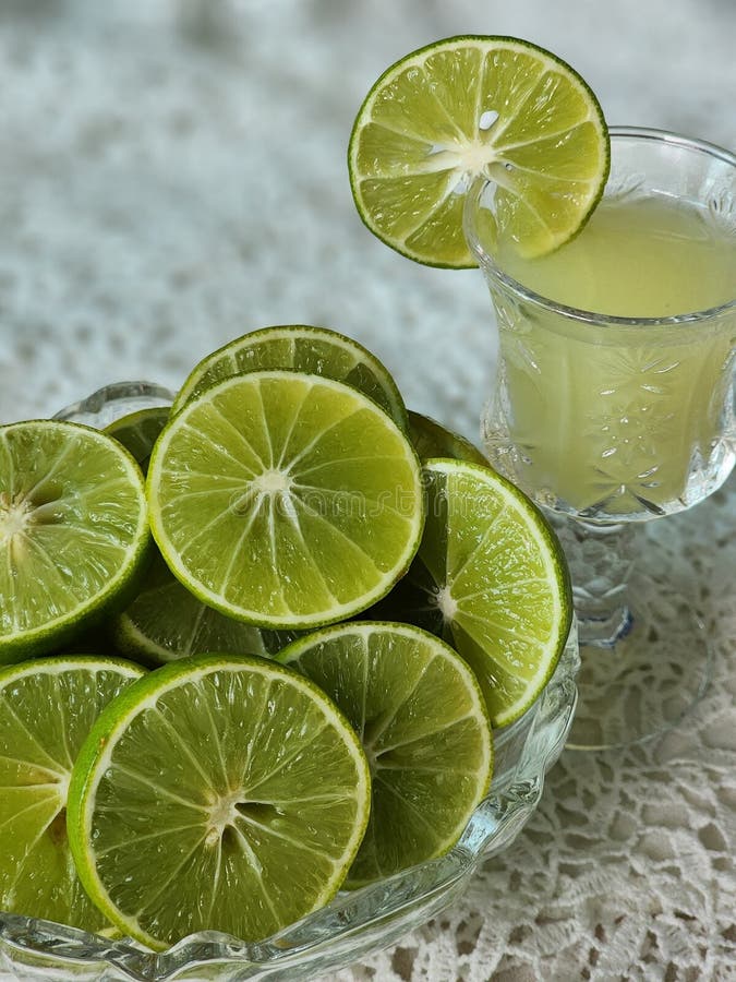 Lime juice, lemon juice stock image. Image of food, citrus - 296120485