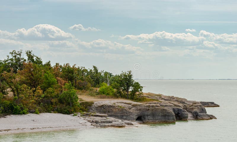 Steep Rock Beach on Lake Manitoba Stock Image - Image of nature, cliffs ...