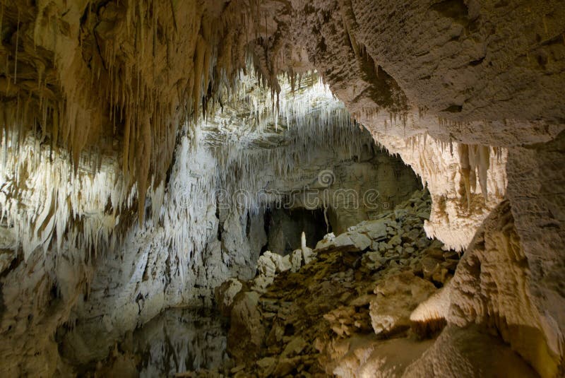 Formations within the Waitomo Glow Worm Caves Stock Photo - Image of ...