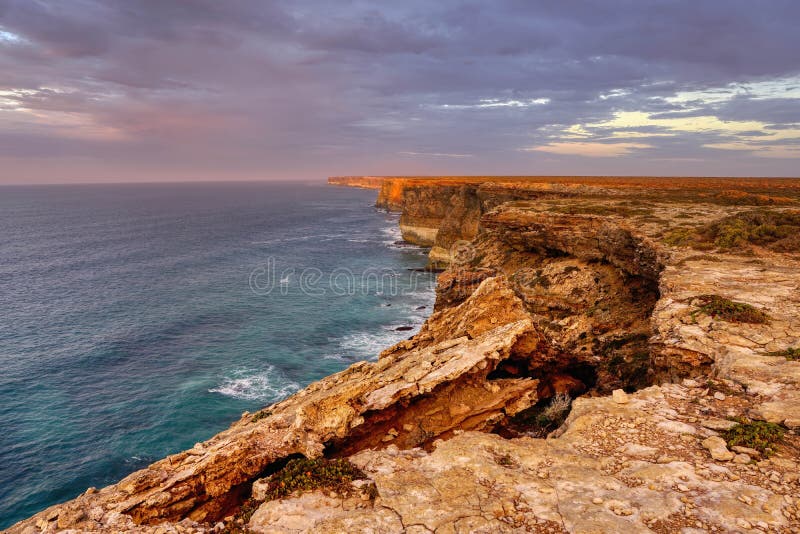Nullarbor-Plains South-Australia, Cliffs Breaking Stock Image - Image ...