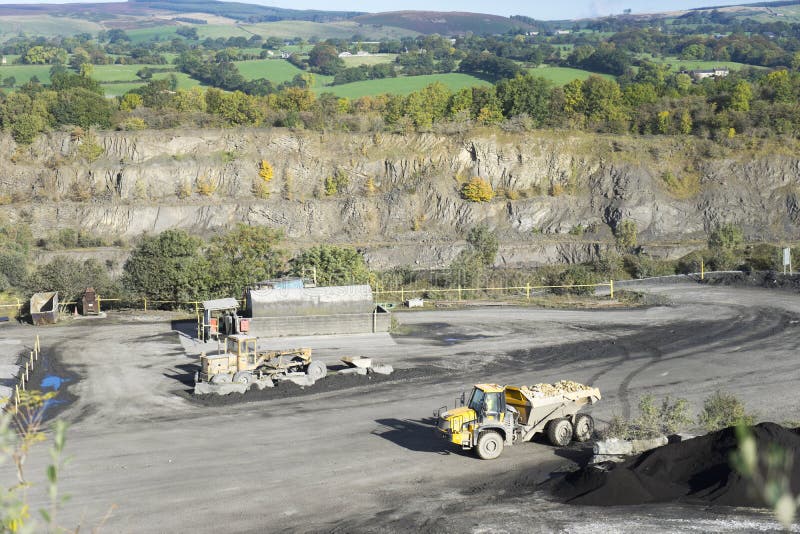 Ribblesdale Cement Works and Quarry Near Clitheroe Stock Image - Image ...
