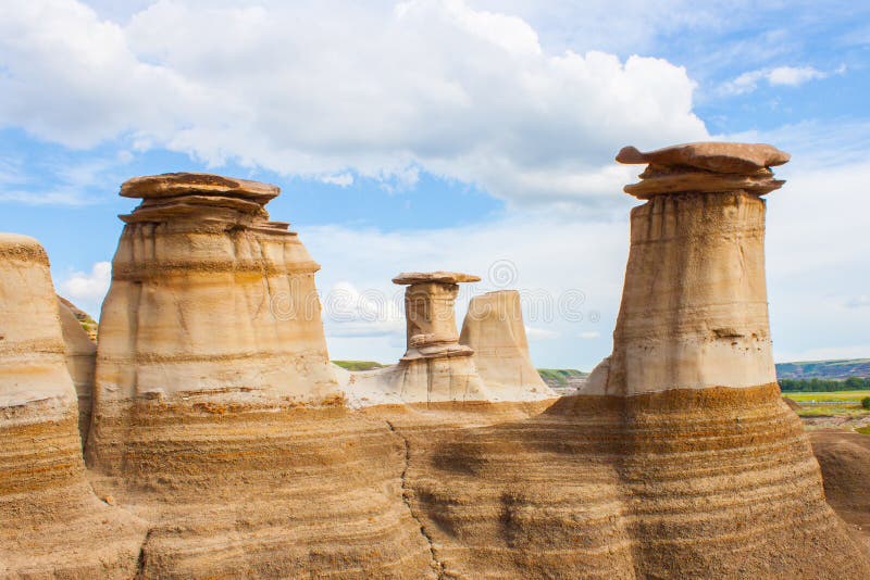 Limestone Rock Formations Alberta Stock Photos - Free & Royalty-Free ...