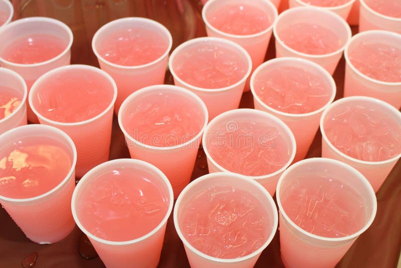 Limonada cor-de-rosa foto de stock. Imagem de fruta, suco - 33443208