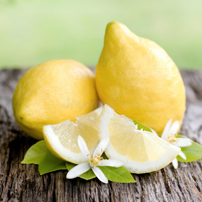 Limones frescos foto de archivo. Imagen de vitaminas - 25900710
