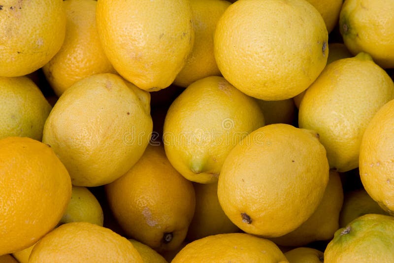 Limoni immagine stock. Immagine di giallo, vitamina, acido - 15243719