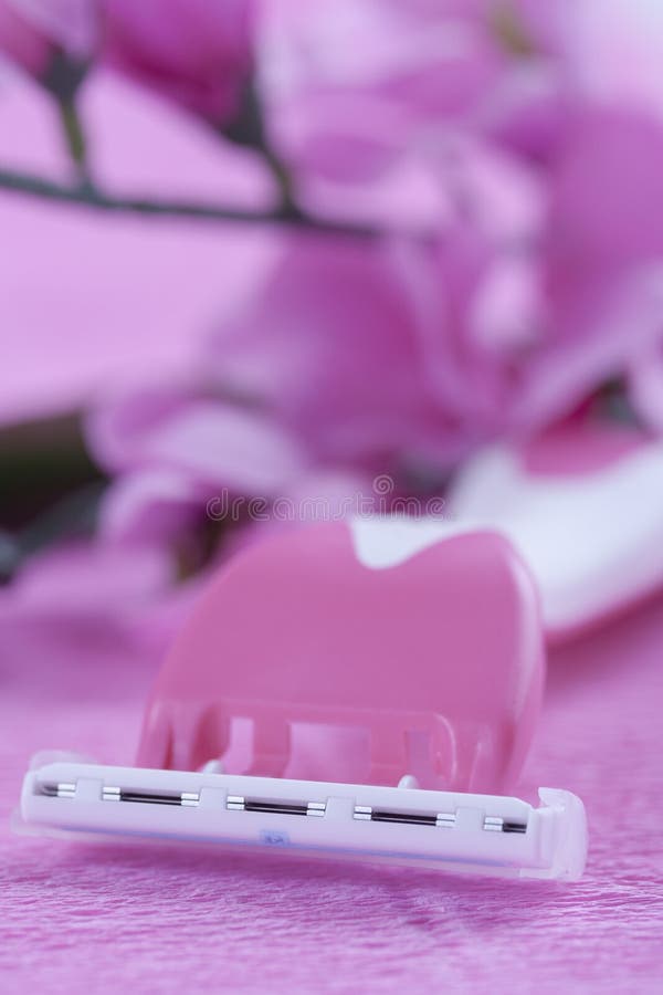 Limpie y afeite imagen de archivo. Imagen de higiene - 32485131