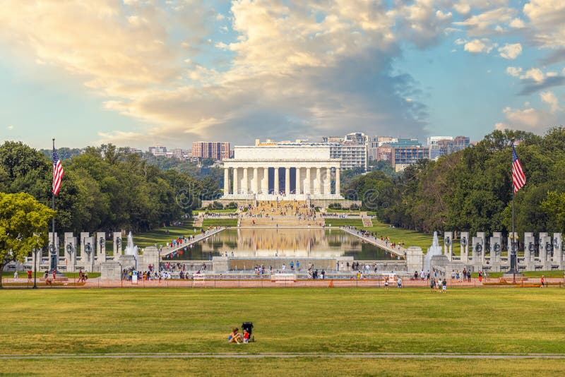 Lincoln Memorial and Reflection Pool in Washington DC Editorial ...