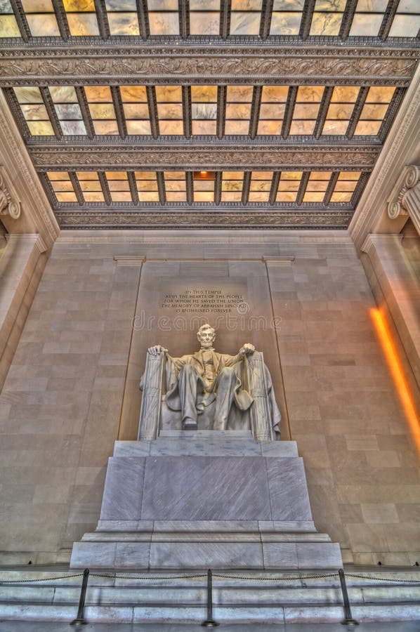 Lincoln Monument editorial photography. Image of urban - 11387667